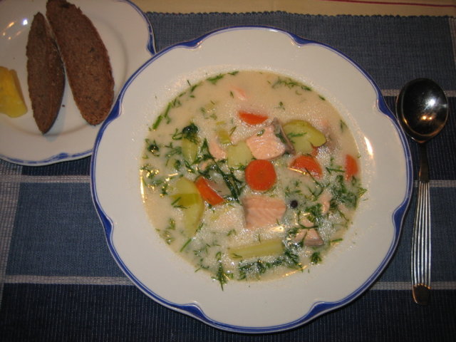 Suomalainen lohikeitto - Resepti