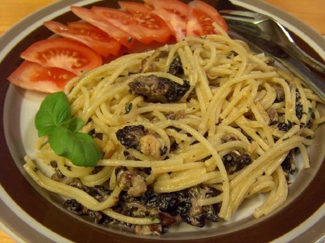 Sieni-basilika-pasta-ateria 12.1.08 - Resepti