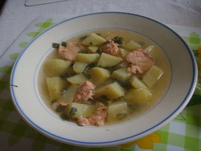 Arkinen lohikeitto - Resepti