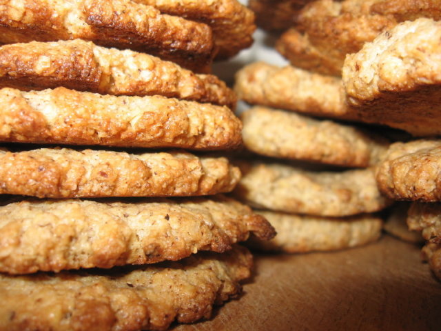 Pähkinäiset kaurakeksit - Resepti