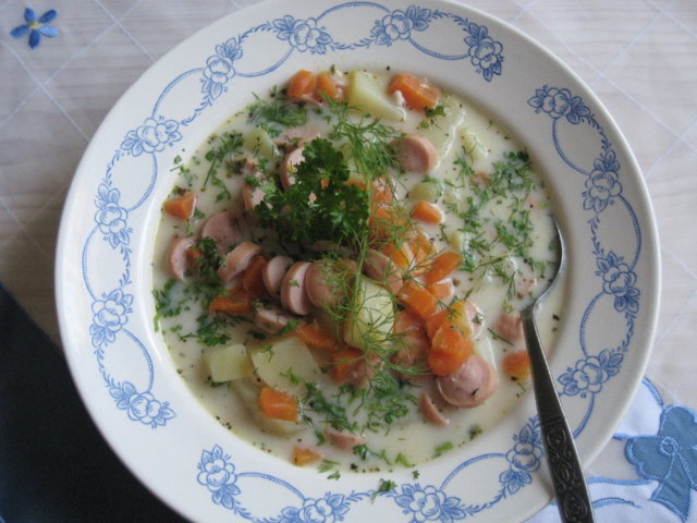 JUUSTOINEN NAKKIKEITTO - Resepti