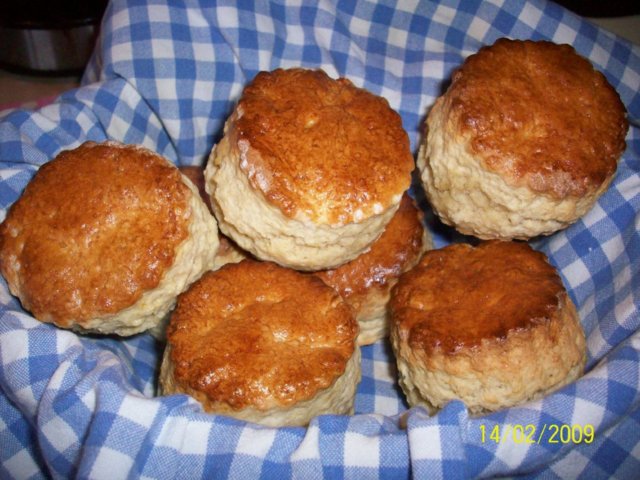 Irlantilaiset skonssit eli scones - Resepti