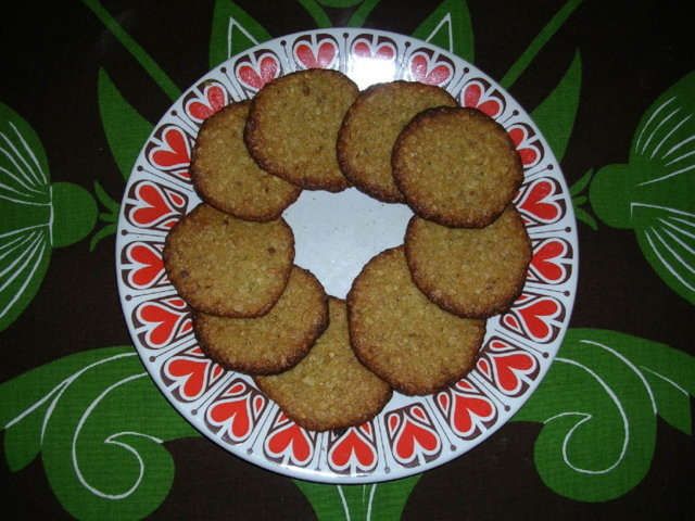 Pähkinäiset kaurakeksit - Resepti