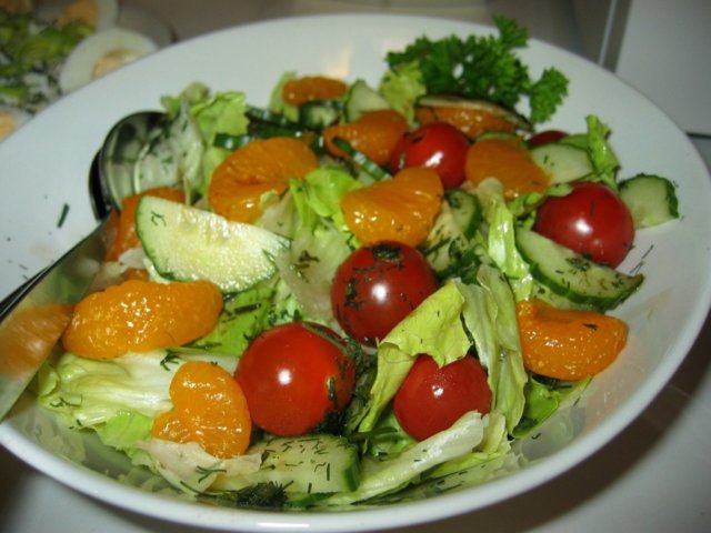 Nopea salatti 1 - Resepti