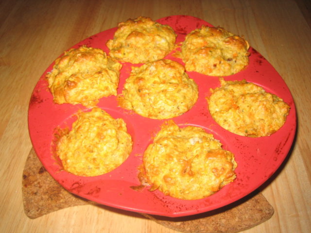 Tomaatti-Porkkana-Muffinit - Resepti