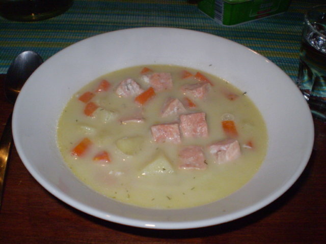 Lohikeitto - Resepti