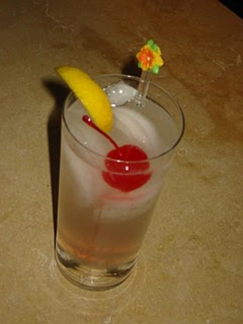 Rum collins DRINKKI - Resepti