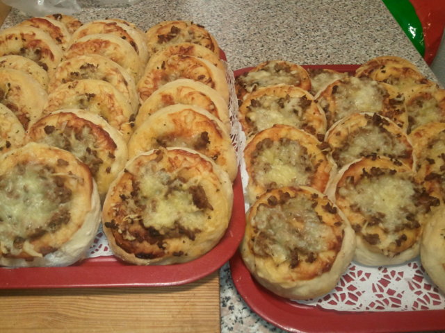 Pikkupizzat ja pizzapullat - Resepti