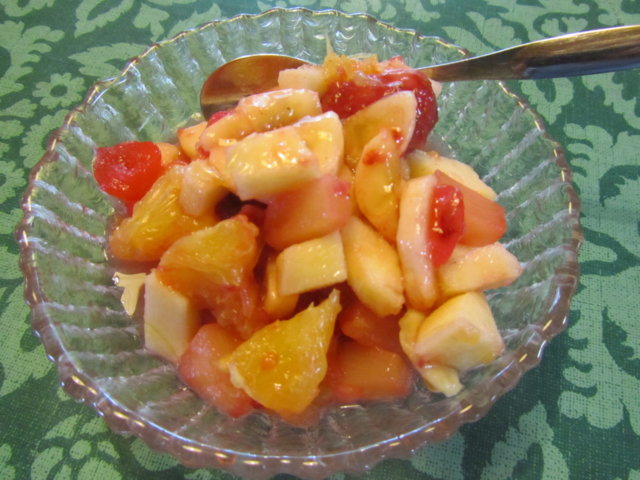 Herkullinen hedelmäsalaatti - Resepti | Kotikokki.net