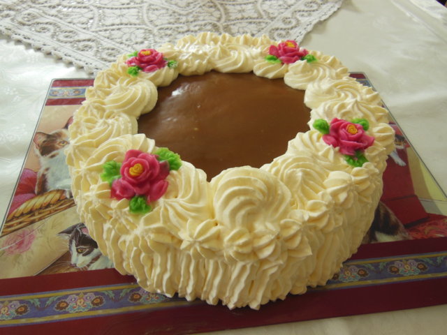 Prinsessan kinuskikakku - Resepti