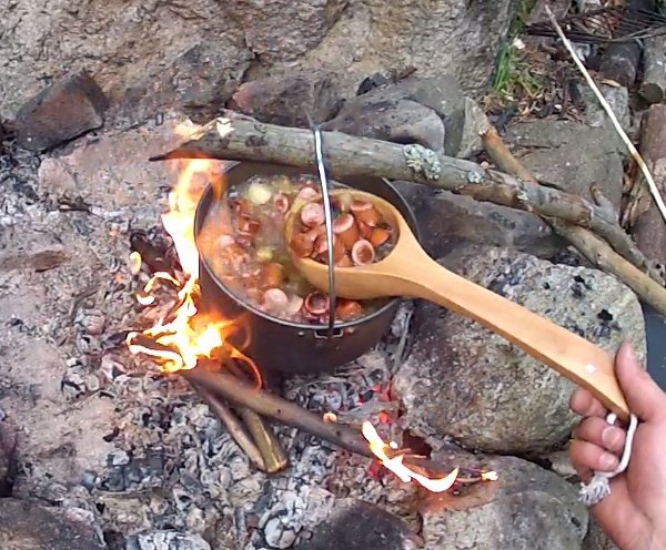 Nakkikeitto - Resepti