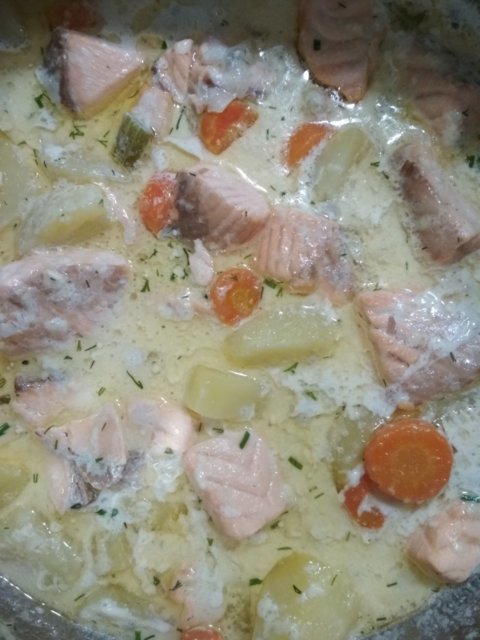 Lohikeitto - Resepti