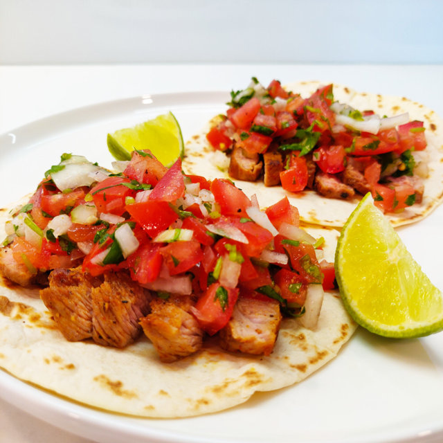 Mehukkaat Tacot Salsalla - Resepti