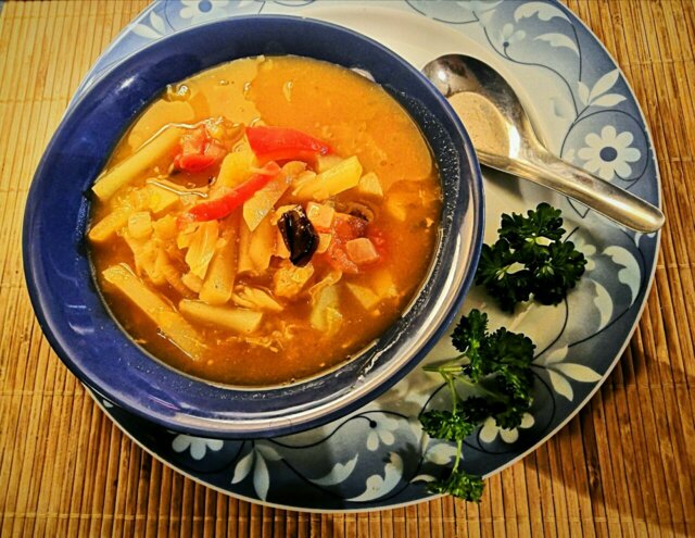 Beijing Style soup perunoilla (vege) - Resepti