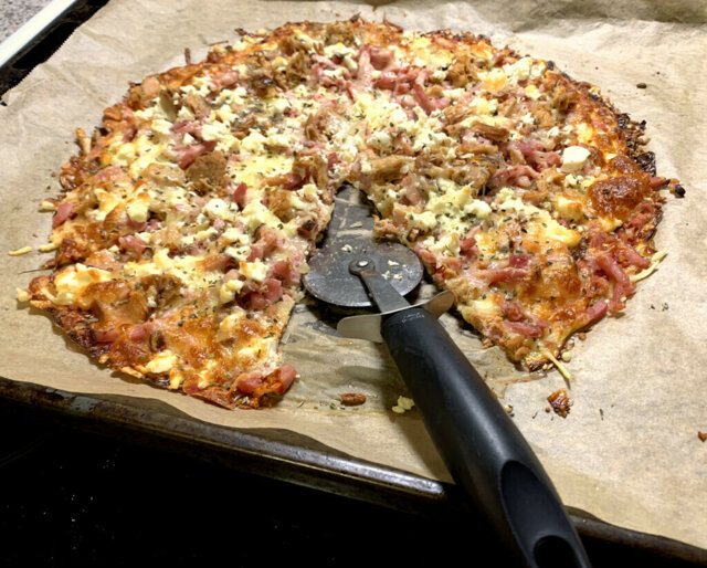 1/1/1 Pizzapohja (VHH / keto) - Resepti