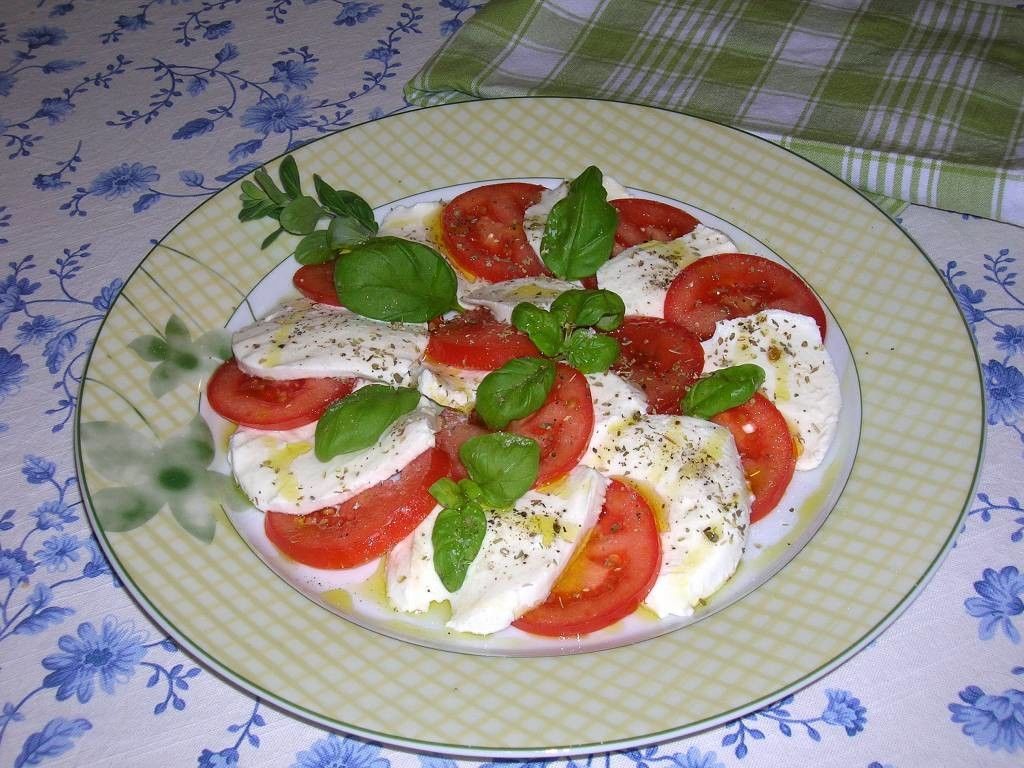 Caprese - Resepti
