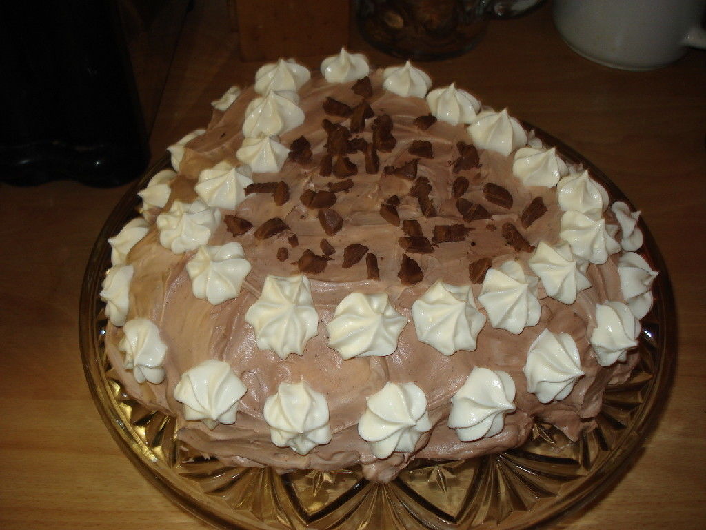 Mannerin maukas suklaakakku - Resepti