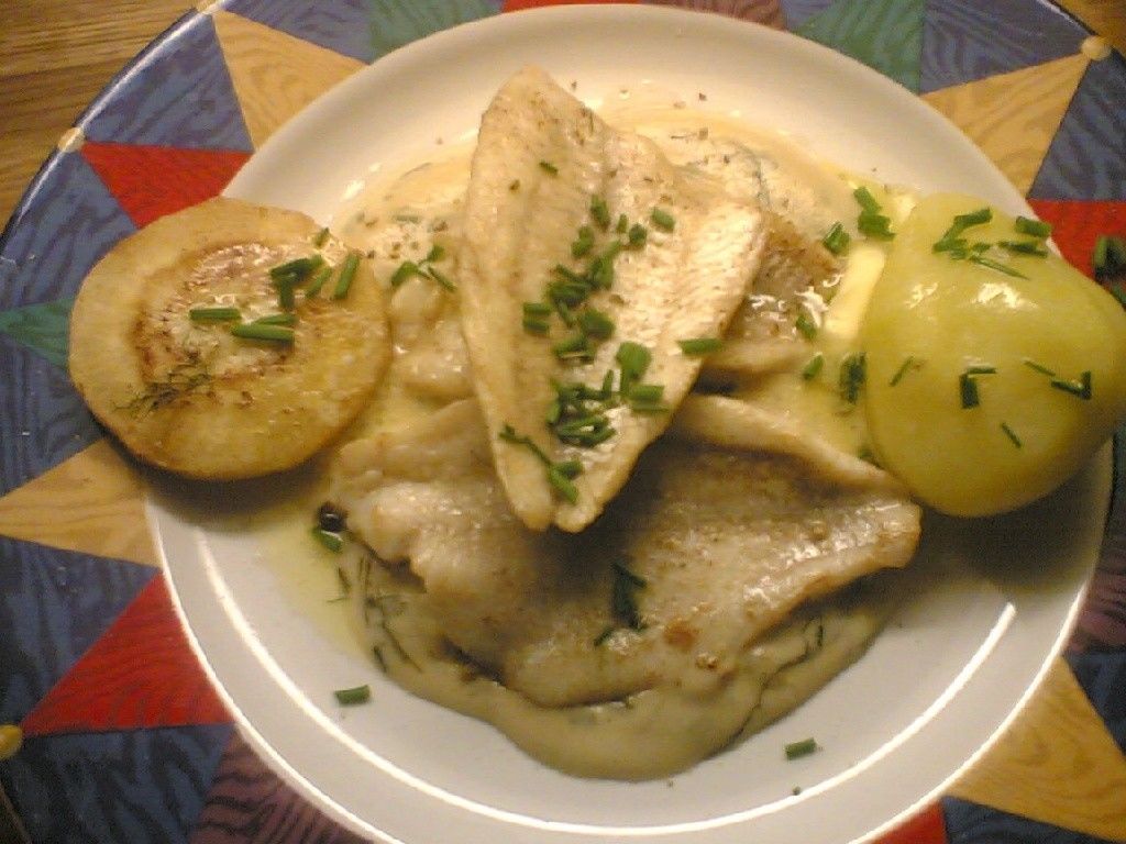 Ahventa yrttismetanakastikkeessa - Resepti