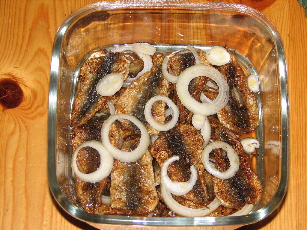 Paistetut silakat etikkaliemessä - Resepti