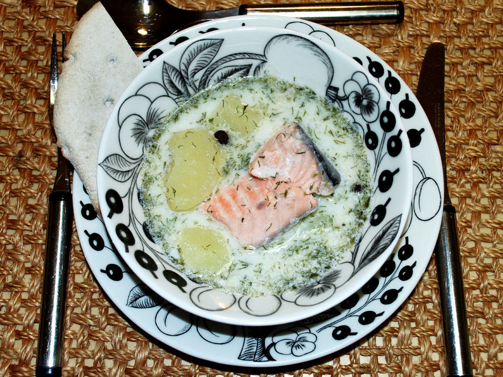 Lohikeitto - Resepti