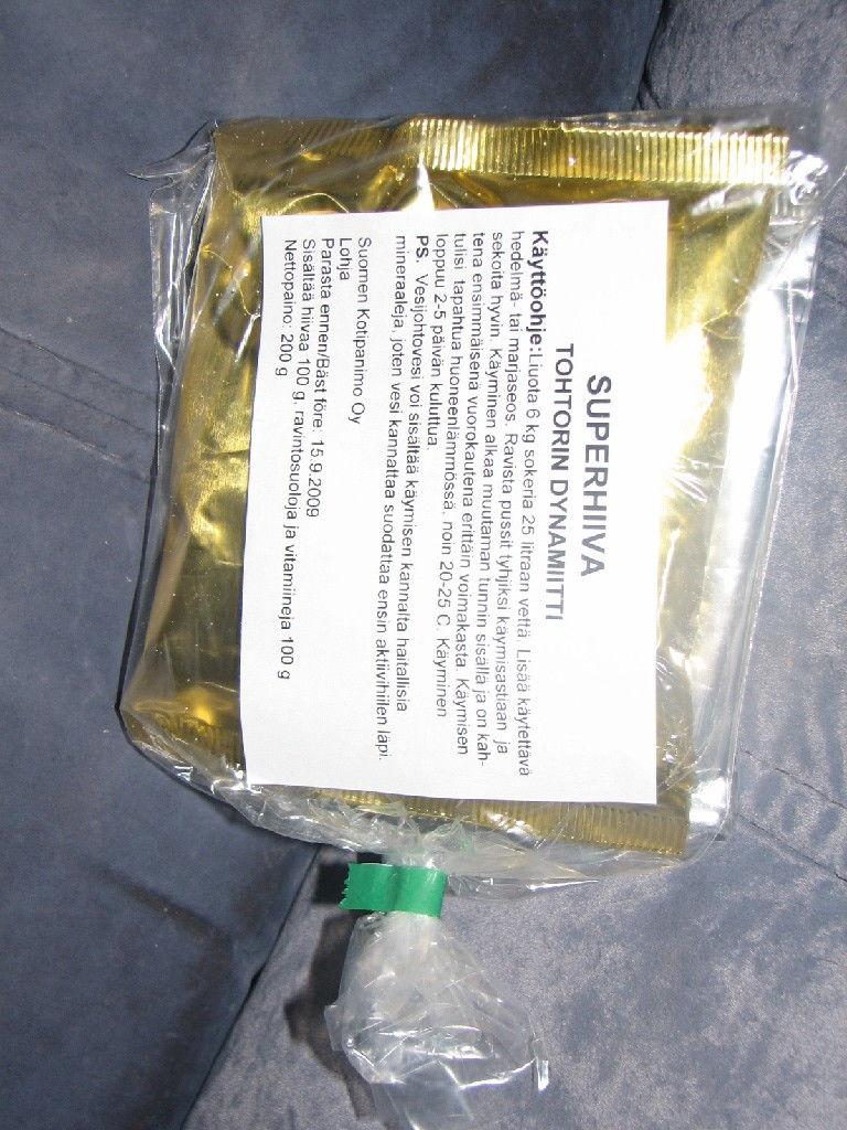 Kotiviiniä helposti ja nopeaan 25 litraa - Resepti