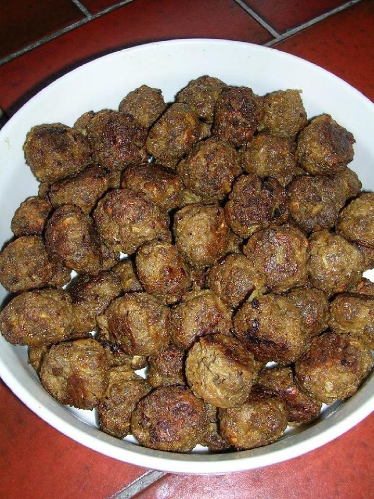 Helpot lihapullat - Resepti