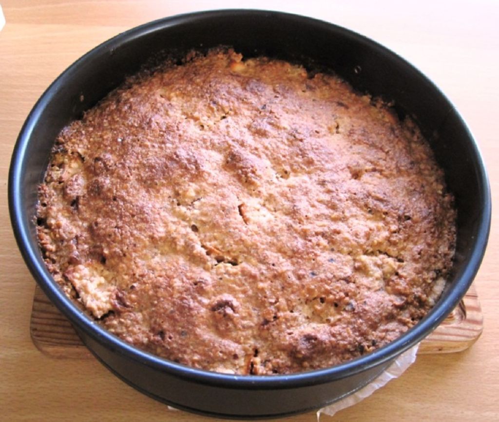 Anopin omenakakku - Resepti