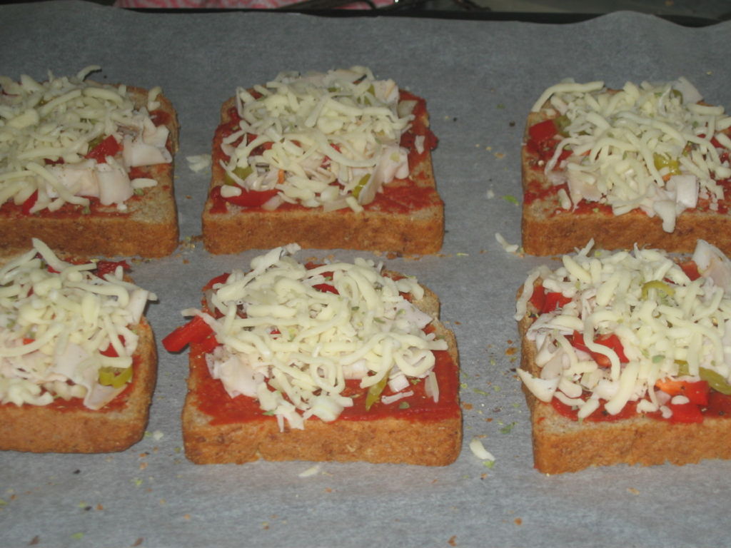 Lämpimät kalkkunaleivät - Resepti