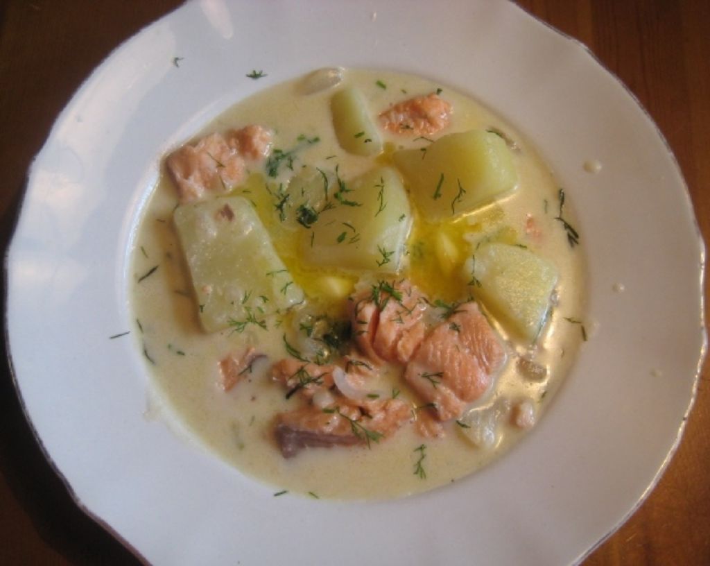 Sitruunainen lohikeitto - Resepti