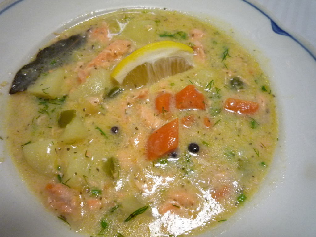 Lohikeitto kaikki talteen - Resepti