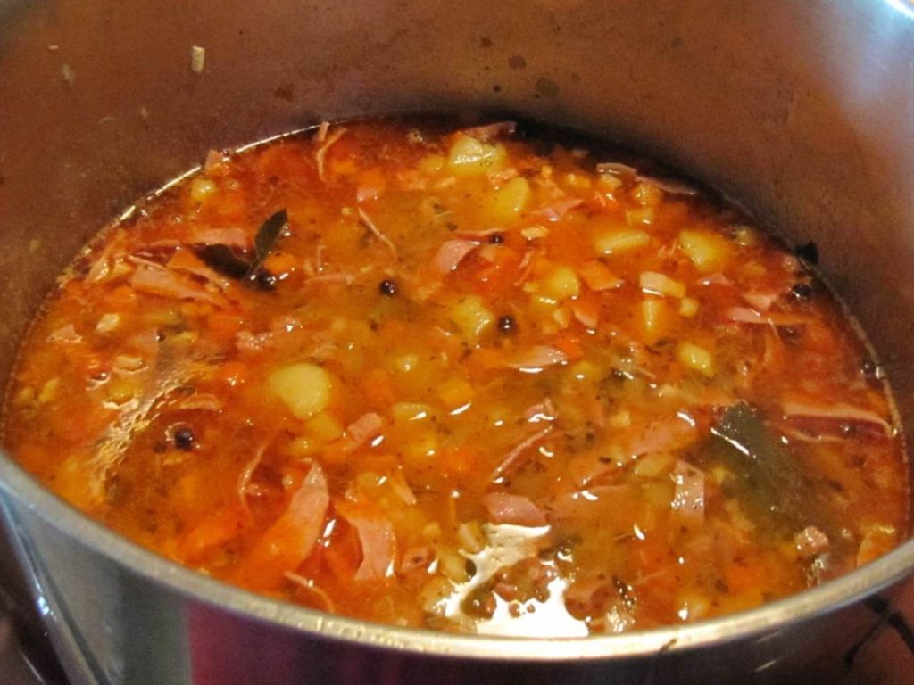 LIHAKEITTO - Resepti