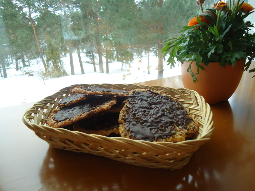 Suklaakuorrutteiset kaurakeksit - Resepti