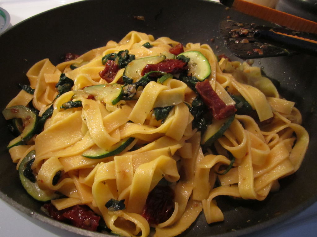 Kirjava pasta - Resepti