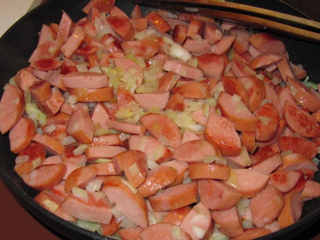 MAKKARAKASTIKE (grillimakkaroista) - Resepti
