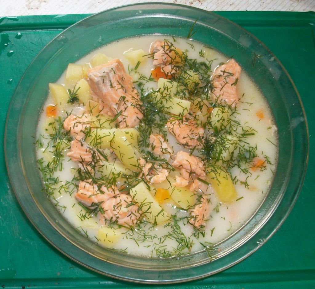 Lohikeitto - Resepti