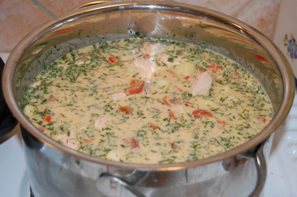 Lohikeitto 4 pers. - Resepti