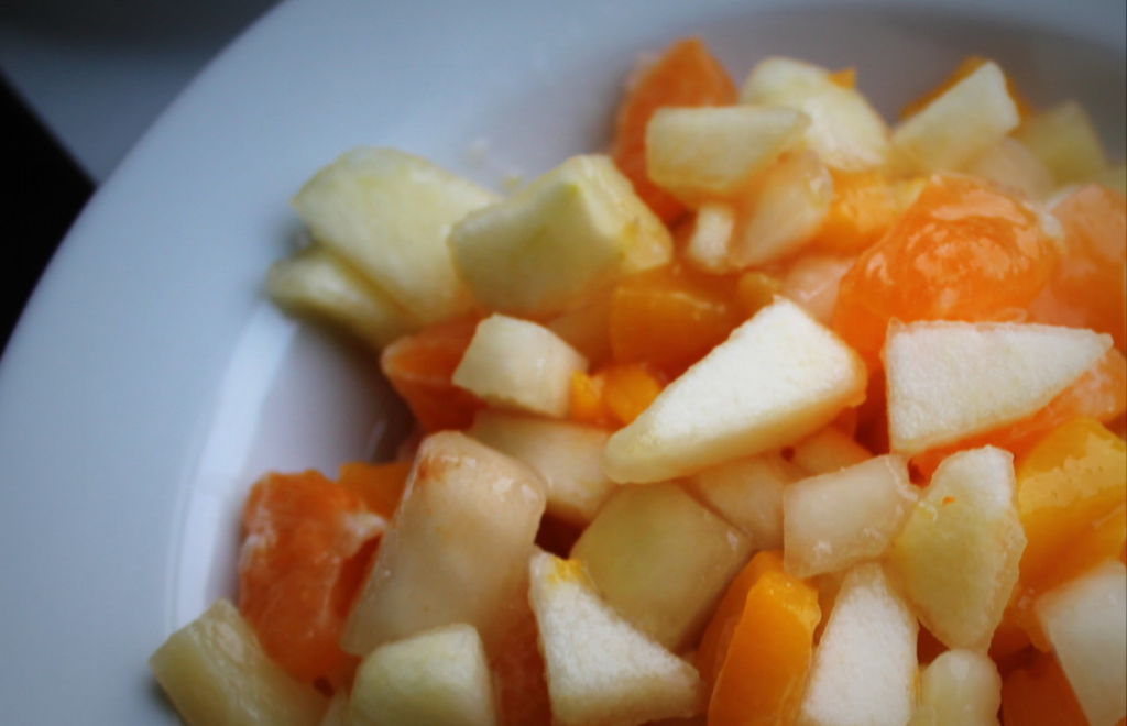 Helppo hedelmäsalaatti - Resepti