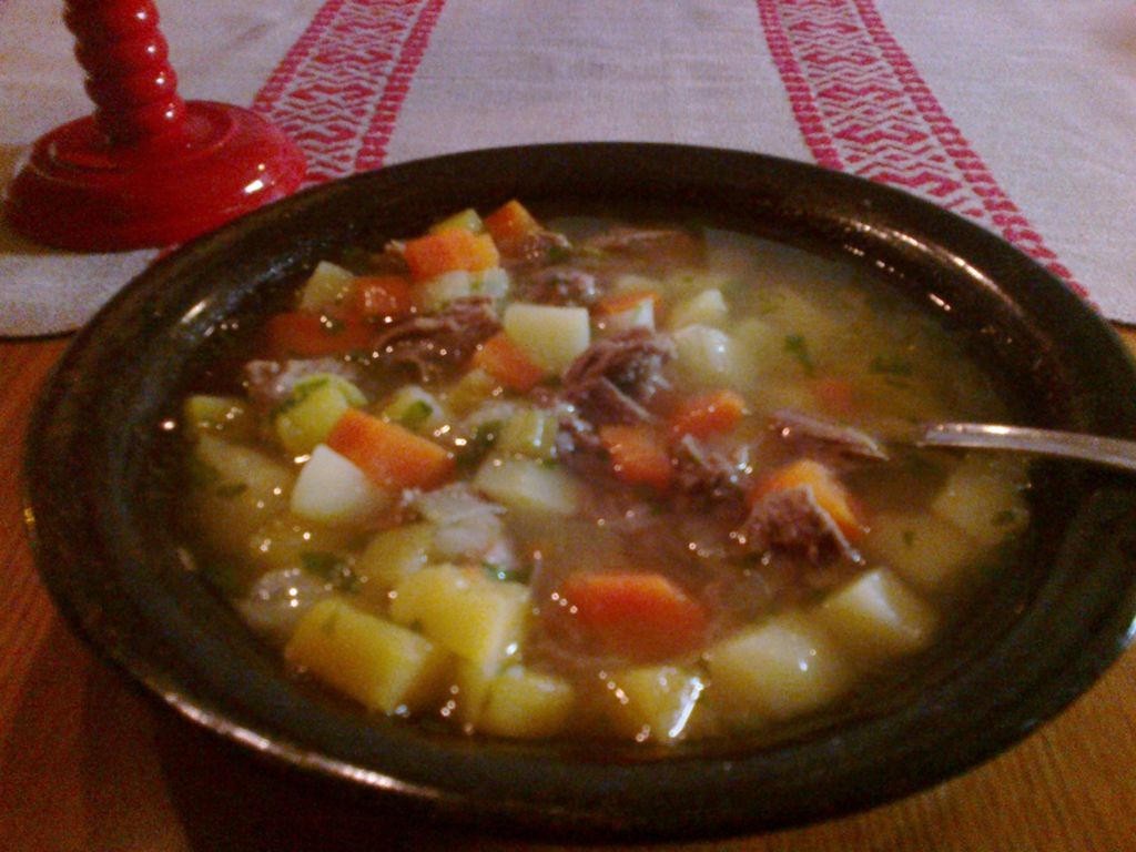 Perinteinen lihakeitto - Resepti