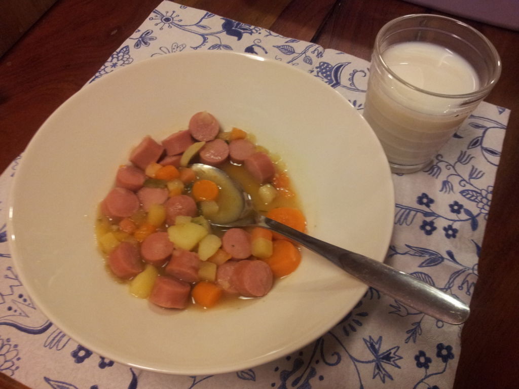 nakkikeitto - Resepti