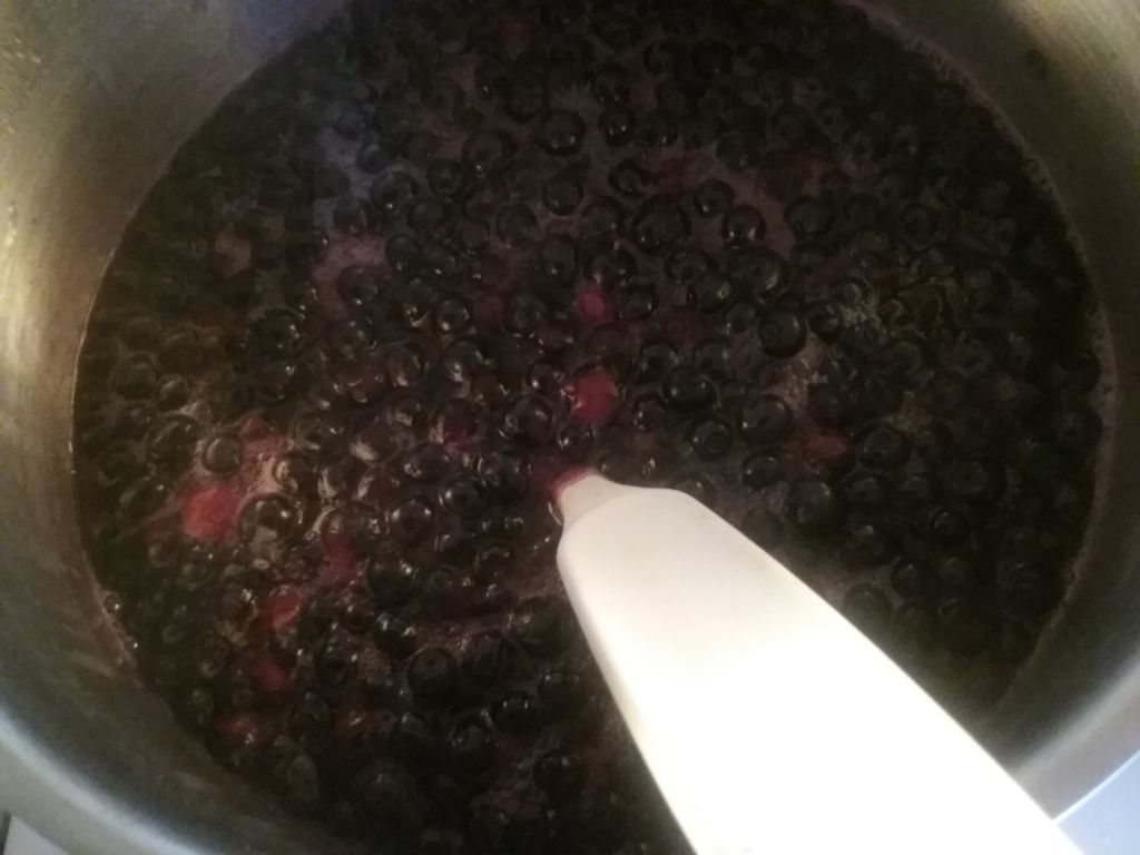 MUSTIKKAKEITTO Terveellinen&HERKKU - Resepti