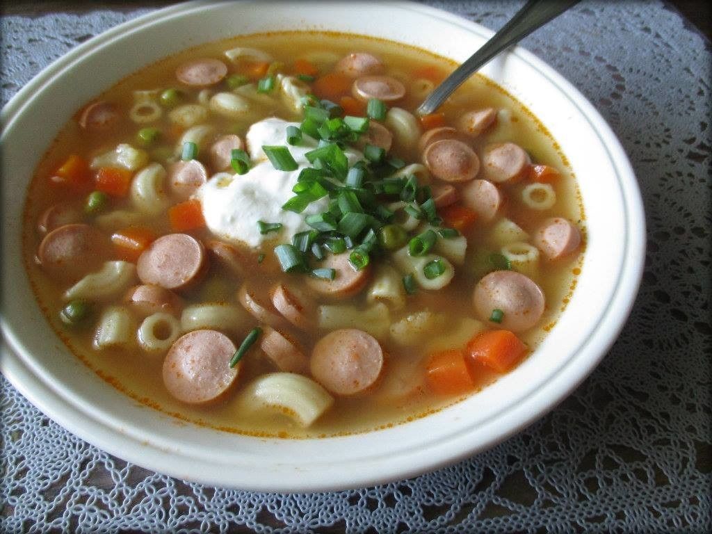 Nopea nakkikeitto - Resepti