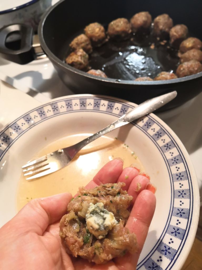 Hunajaiset Homejuusto-lihapullat - Resepti