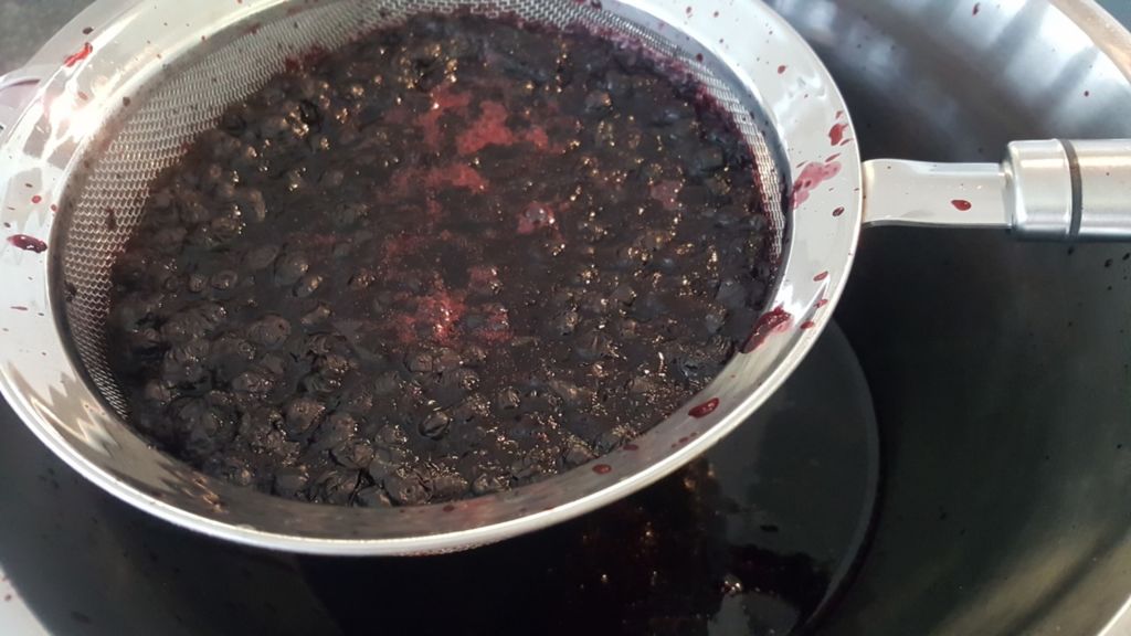 Mustikkamehu Jonkulle - Resepti