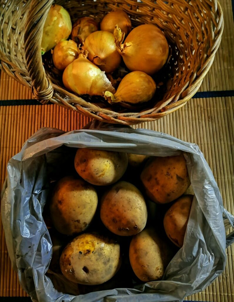 Peruna-sipulisekoitus - Resepti