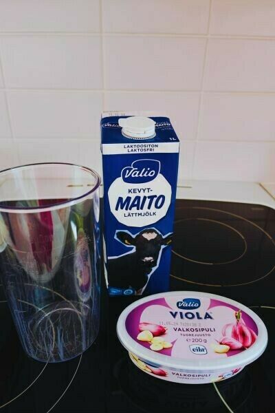Valkosipuli tuorejuusto sämpylät - Resepti